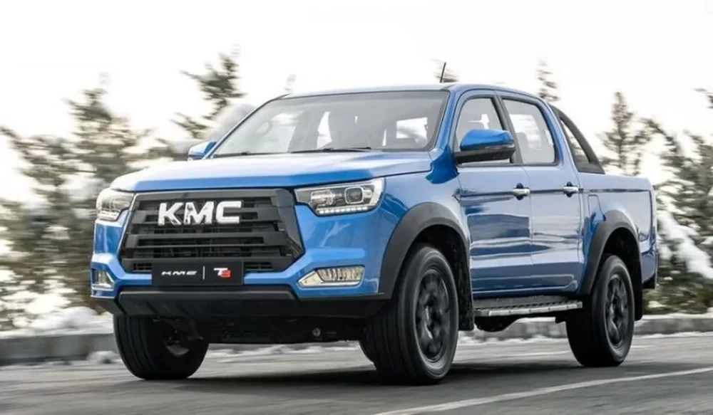 بررسی مشخصات فنی و ظاهری خودرو Kmc t8